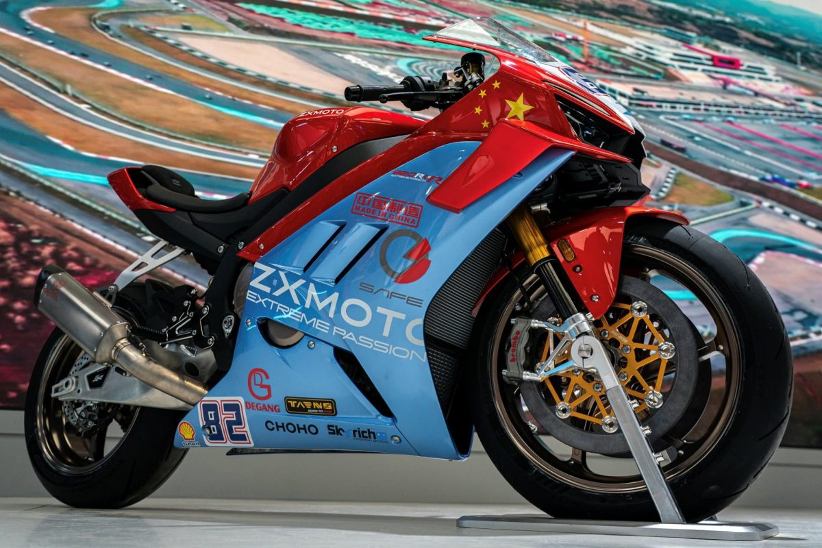 ZXMoto debutta a Milano con 820RR, 500RR e gamma completa