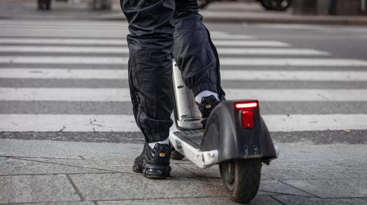 Stretta sui monopattini a Madrid: guida consentita dai 15 anni - Motoblog